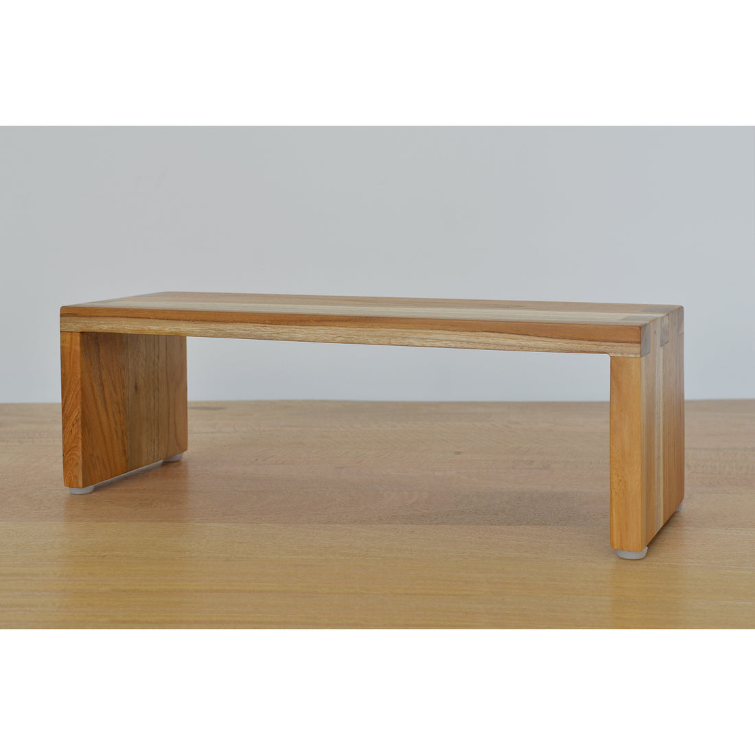Christy Waterfall Accessory Stand – FROM THE SOURCE